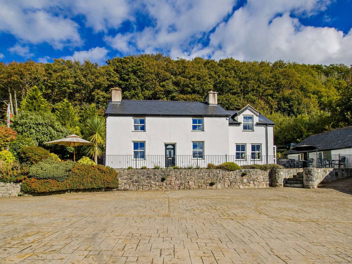 Cottage ∙ 5 Bedrooms ∙ 10 Guests - Conwy