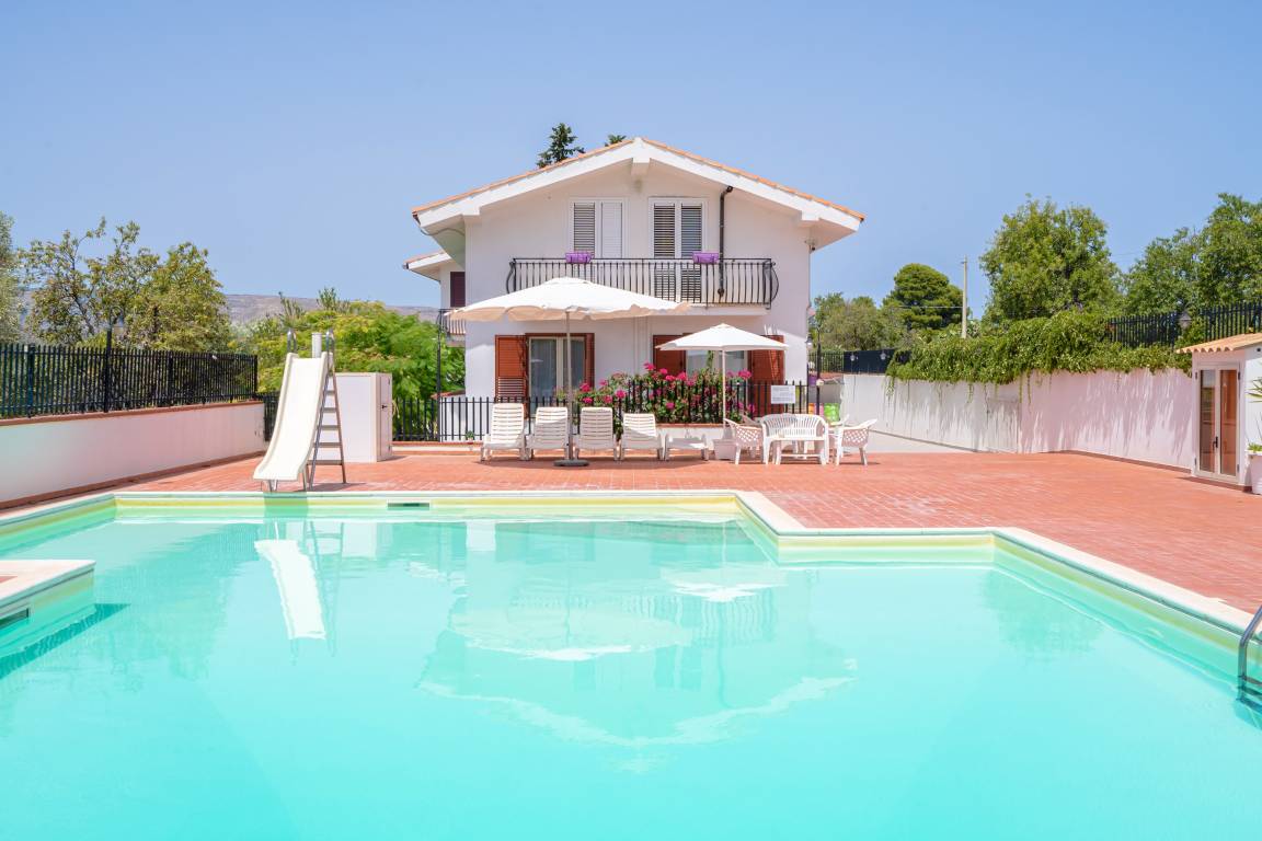 38 M² Appartamento Vacanza ∙ 1 Camera Da Letto ∙ 4 Ospiti - Noto