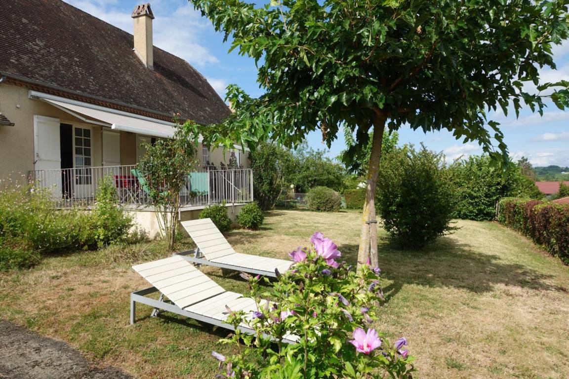 107 M² Gîte ∙ 3 Chambres ∙ 5 Personnes - Turenne