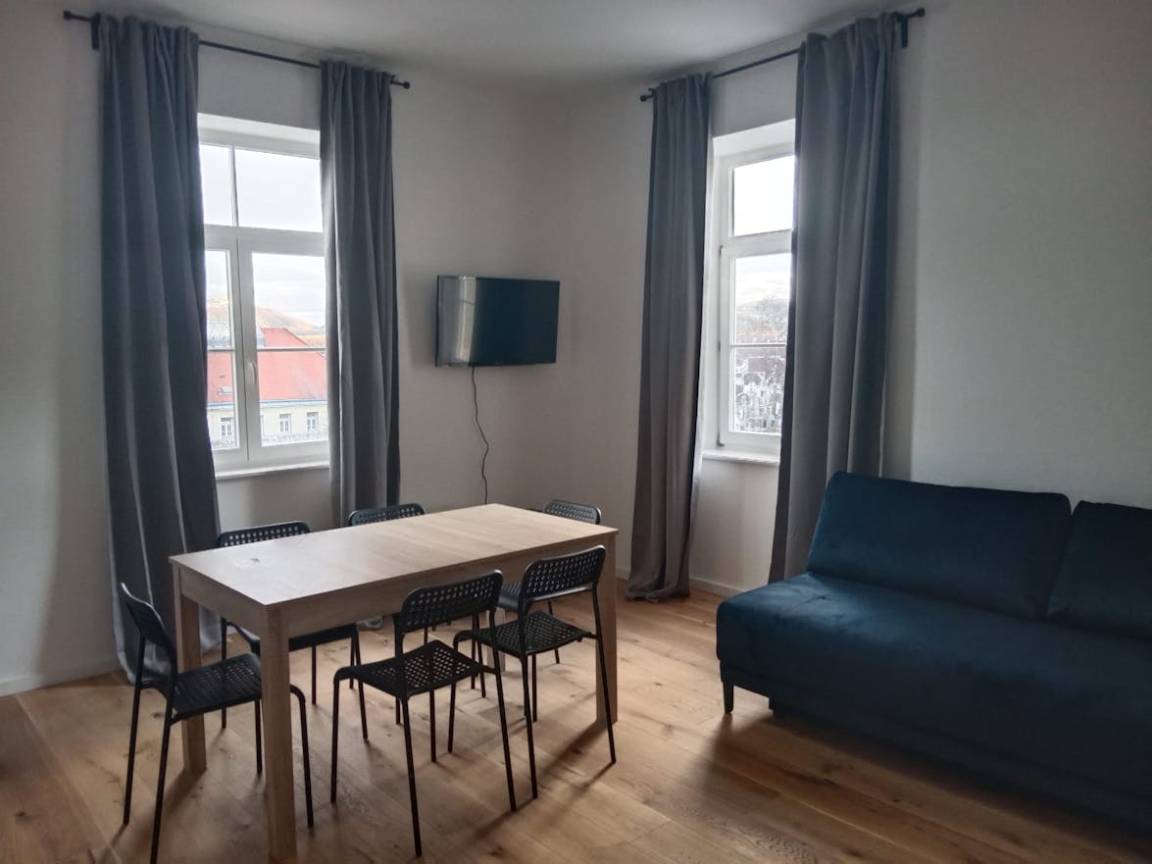 65 M² Apartment ∙ 2 Bedrooms ∙ 5 Guests - Krems an der Donau