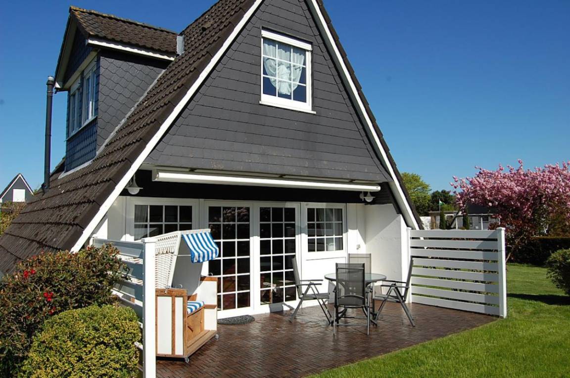 50 M² Ferienhaus ∙ 2 Schlafzimmer ∙ 4 Gäste - Cuxhaven