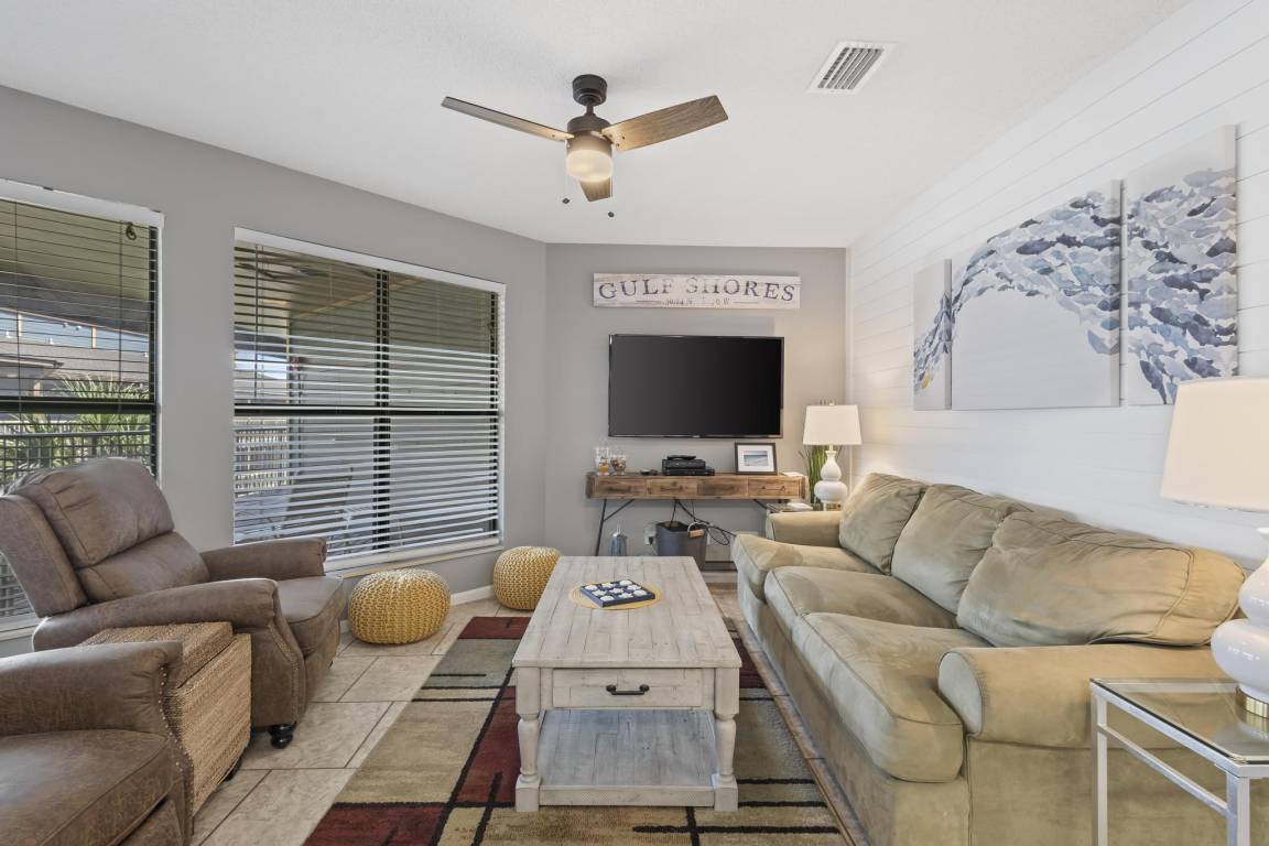 Apartment ∙ 2 Bedrooms ∙ 6 Guests - Gulf Shores, AL