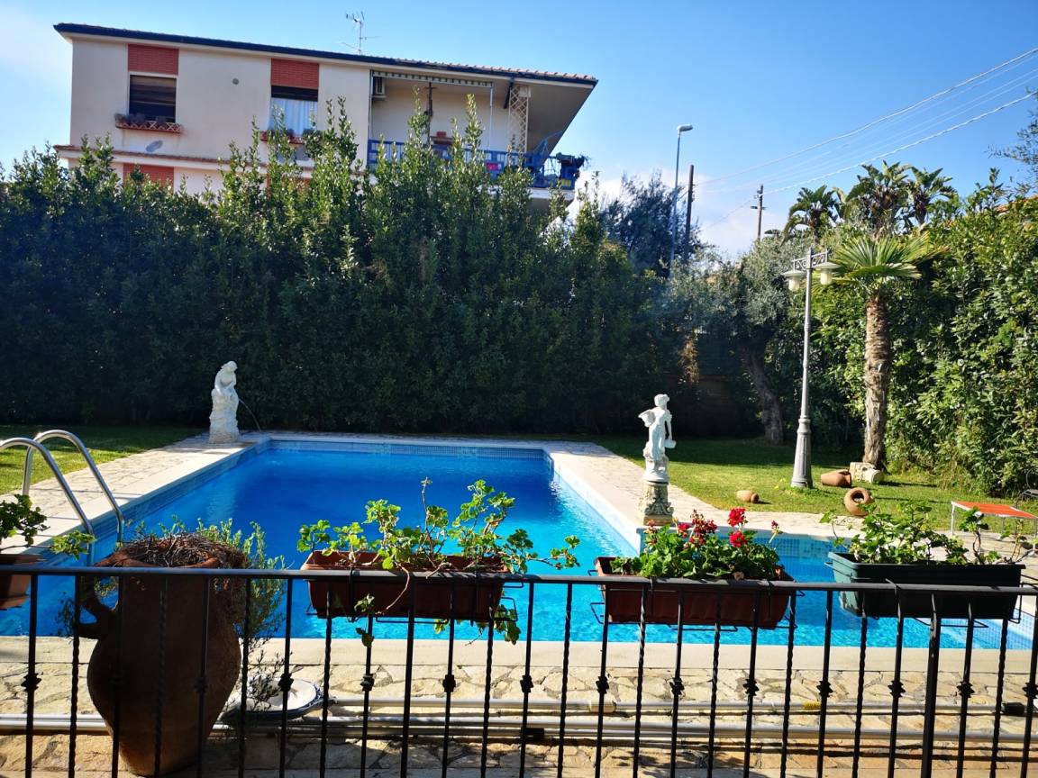 50 M² Villa ∙ 2 Bedrooms ∙ 6 Guests - Catania