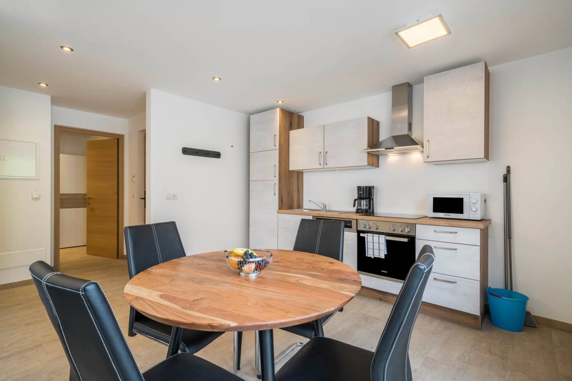 45 M² Ferienwohnung ∙ 1 Schlafzimmer ∙ 4 Gäste - Burgeis