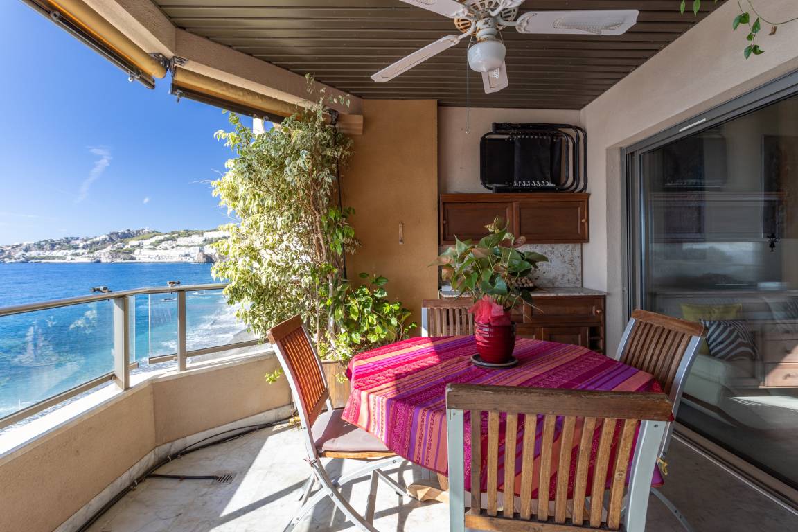 86 M² Apartamento ∙ 2 Habitaciones ∙ 4 Huéspedes - Almuñécar