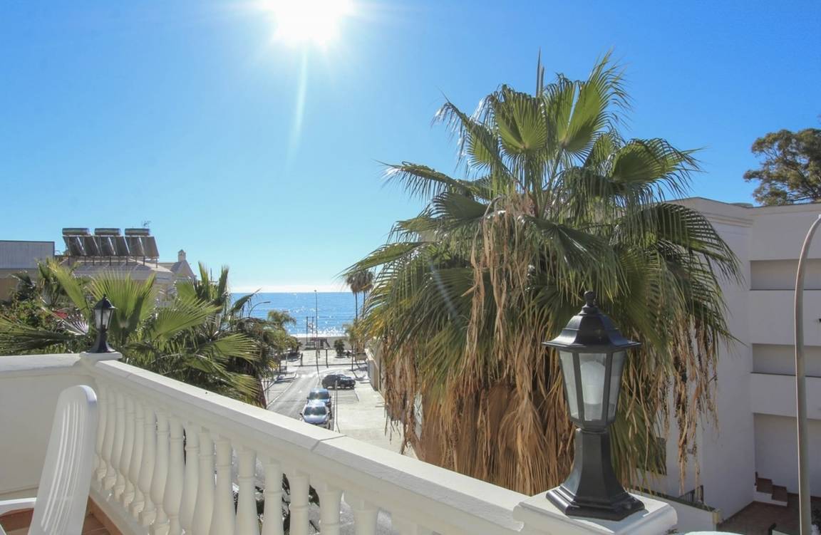 140 M² House ∙ 4 Bedrooms ∙ 8 Guests - Nerja