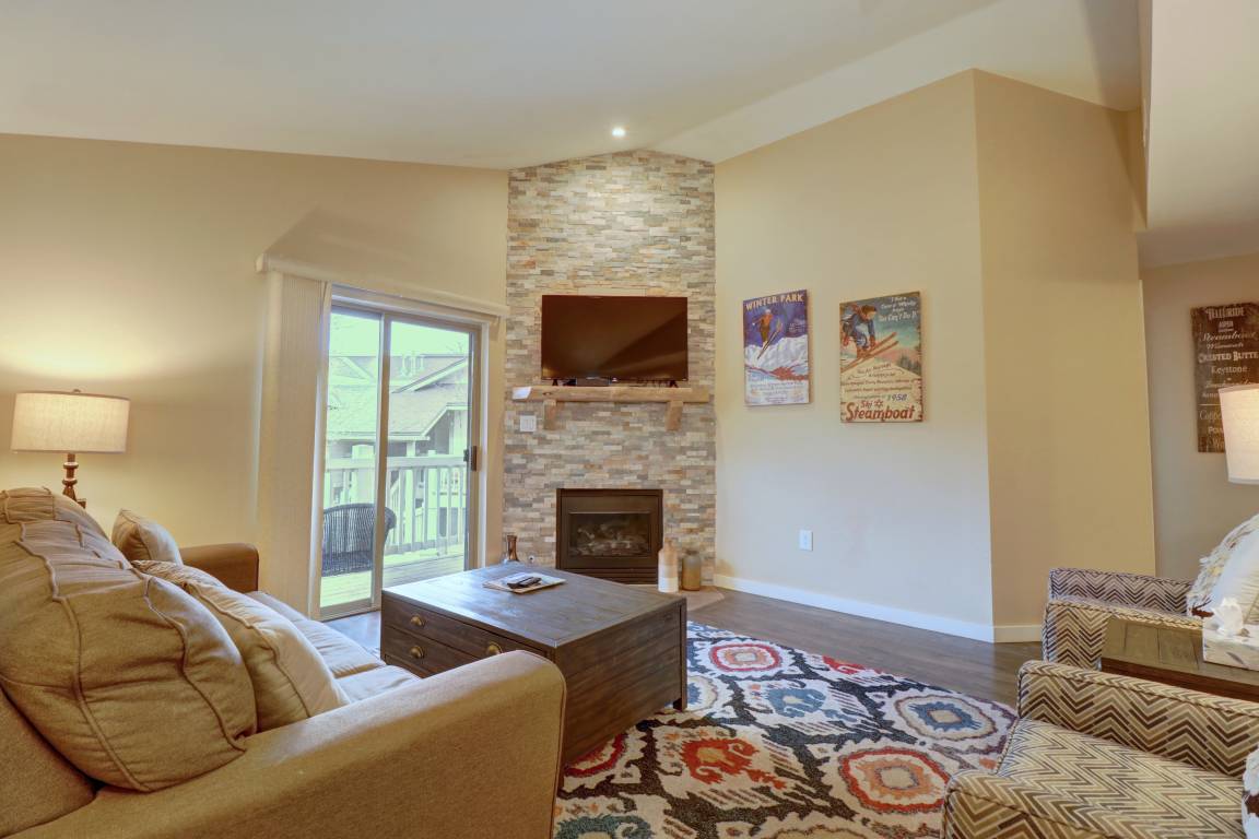 95 M² Condo ∙ 2 Bedrooms ∙ 7 Guests - Frisco, CO