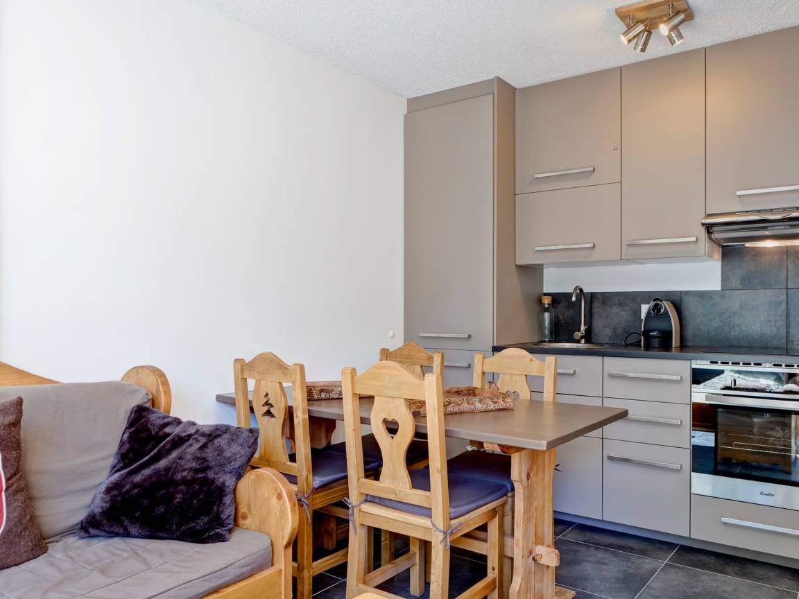42 M² Apartment ∙ 2 Bedrooms ∙ 6 Guests - Courchevel, France