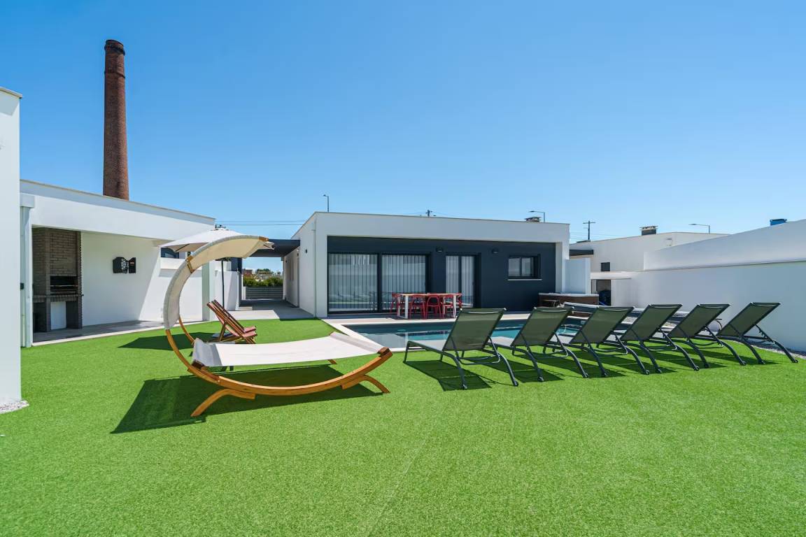 Villa ∙ 4 Bedrooms ∙ 8 Guests - Torres Vedras