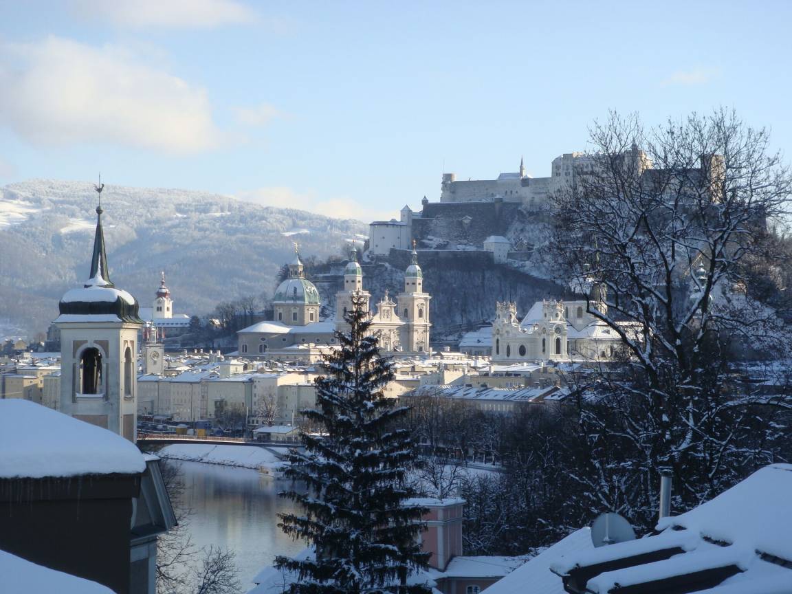 110 M² Apartment ∙ 2 Bedrooms ∙ 4 Guests - Salzburg