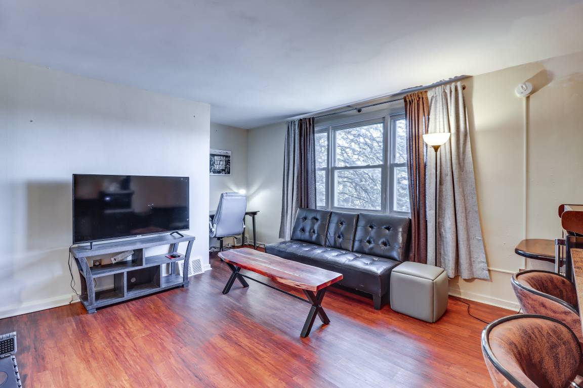 83 M² Apartment ∙ 2 Bedrooms ∙ 5 Guests - Nazareth, PA
