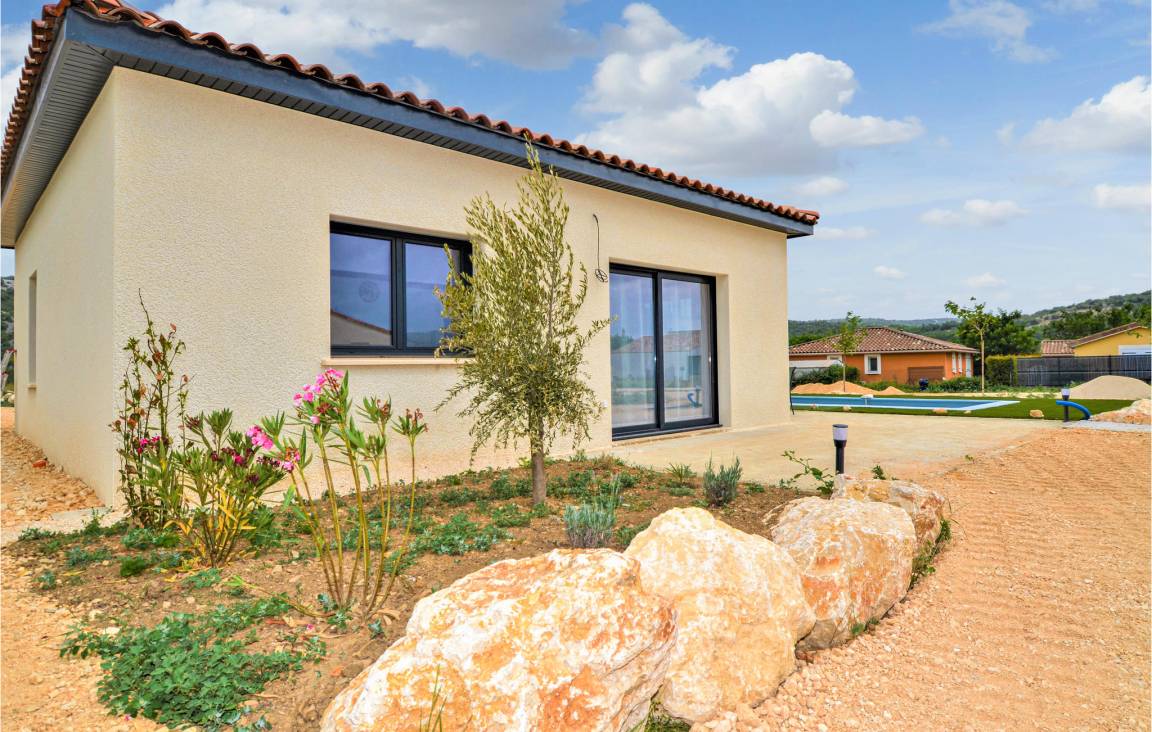 62 M² House ∙ 2 Bedrooms ∙ 6 Guests - Vallon-Pont-d'Arc
