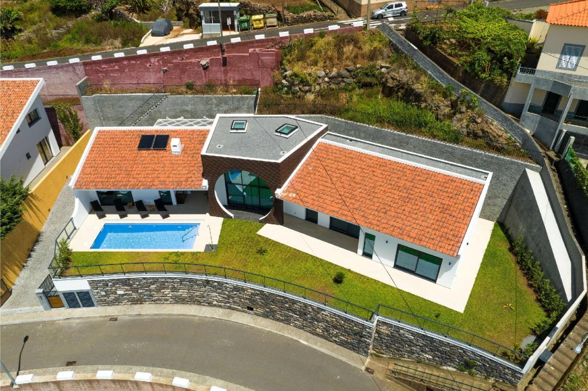 250 M² Huis ∙ 4 Slaapkamers ∙ 10 Gasten - Ponta do Sol