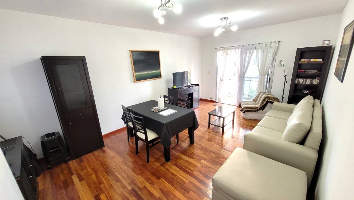 56 M² Appartamento ∙ 2 Camere Da Letto ∙ 4 Ospiti - La Plata