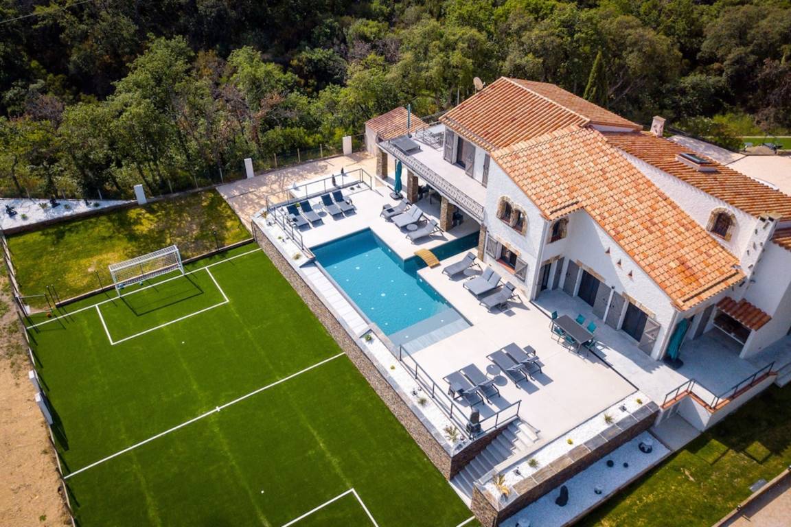 420 M² Apartment ∙ 6 Bedrooms ∙ 19 Guests - Argelès-sur-Mer