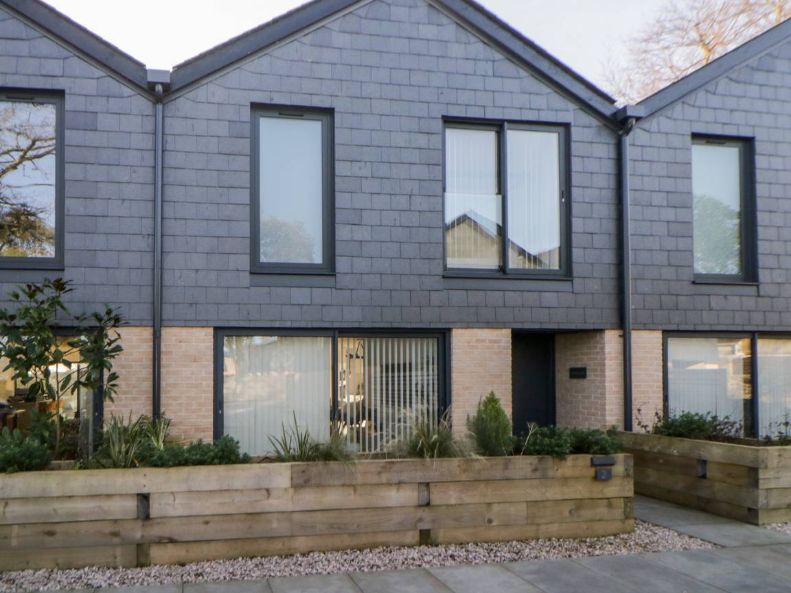 Cottage ∙ 2 Bedrooms ∙ 4 Guests - Dawlish Warren