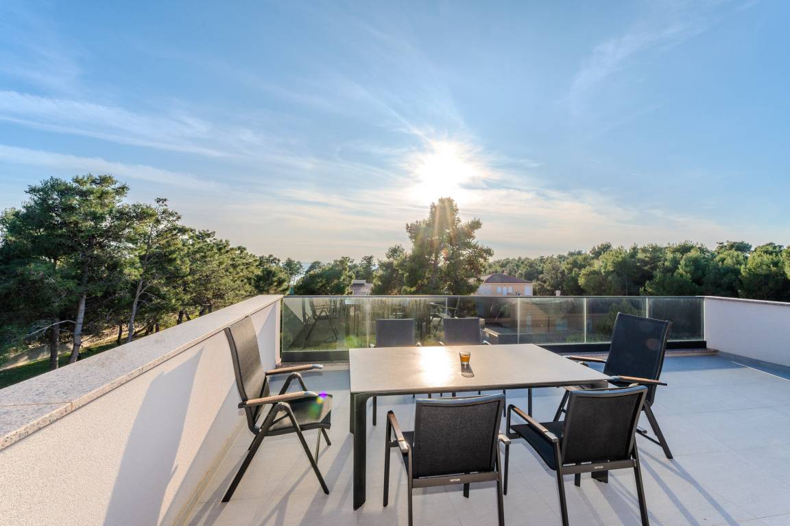 80 M² Apartment ∙ 2 Bedrooms ∙ 6 Guests - Vir