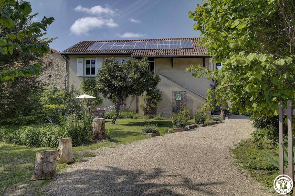 50 M² Gîte ∙ 1 Chambre ∙ 4 Personnes - Ain