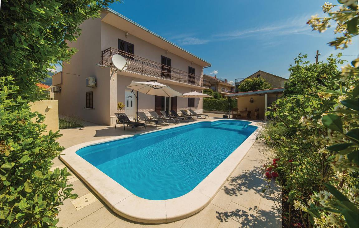 179 M² Maison De Vacances ∙ 6 Chambres ∙ 11 Personnes - Split