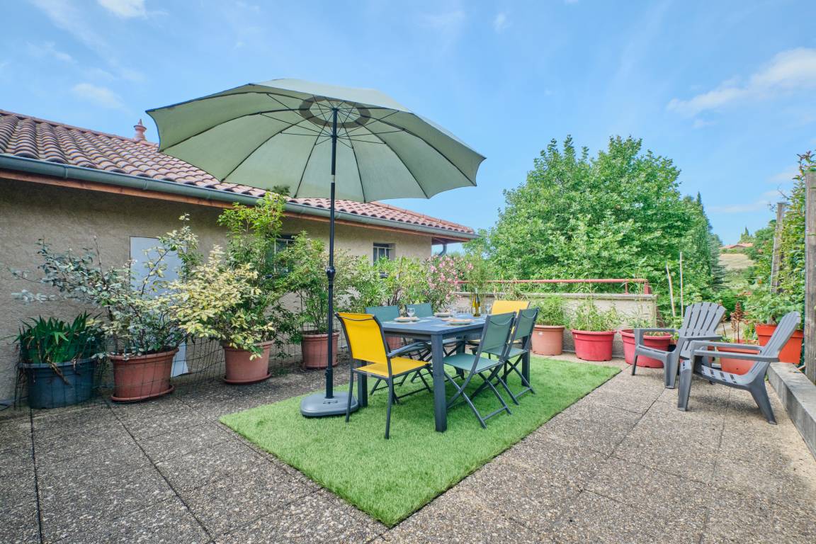 40 M² Huis ∙ 1 Slaapkamer ∙ 4 Gasten - Roybon