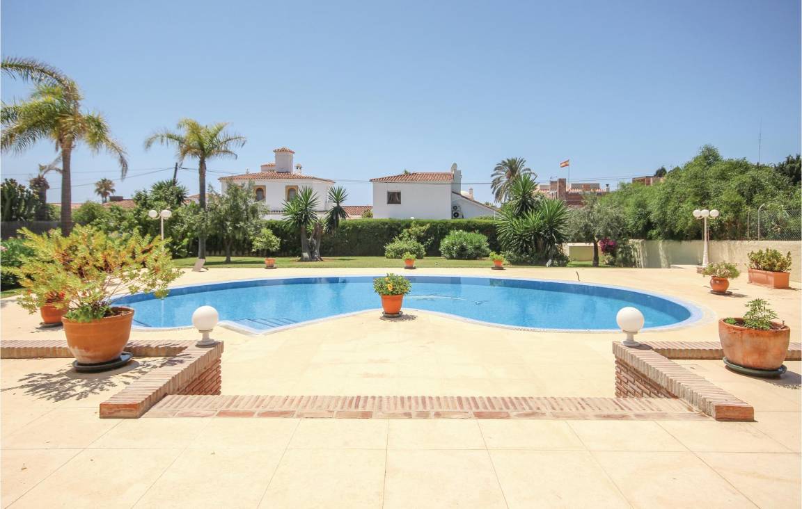 236 M² Maison De Vacances ∙ 4 Chambres ∙ 8 Personnes - Marbella