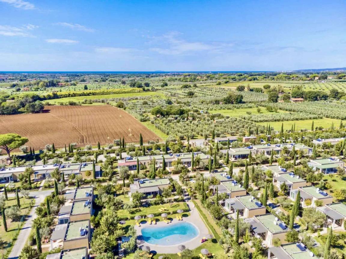 64 M² House ∙ 2 Bedrooms ∙ 4 Guests - Cecina