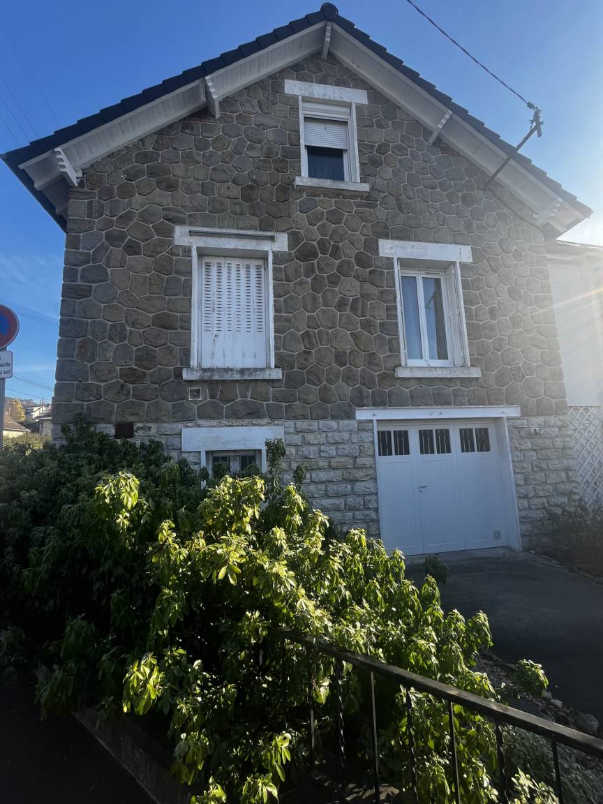 90 M² Villa ∙ 2 Chambres ∙ 6 Personnes - Brive-la-Gaillarde