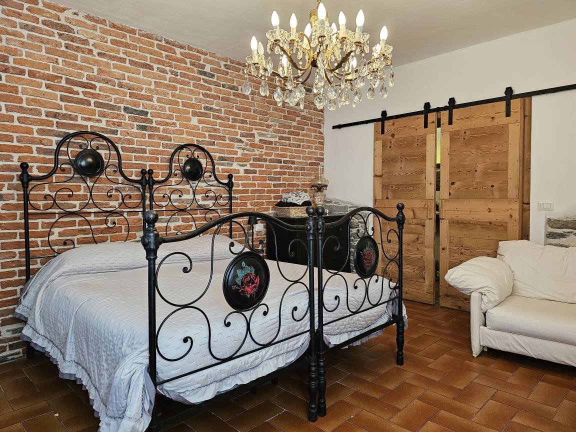 90 M² Ferienhaus ∙ 2 Schlafzimmer ∙ 4 Gäste - Colico