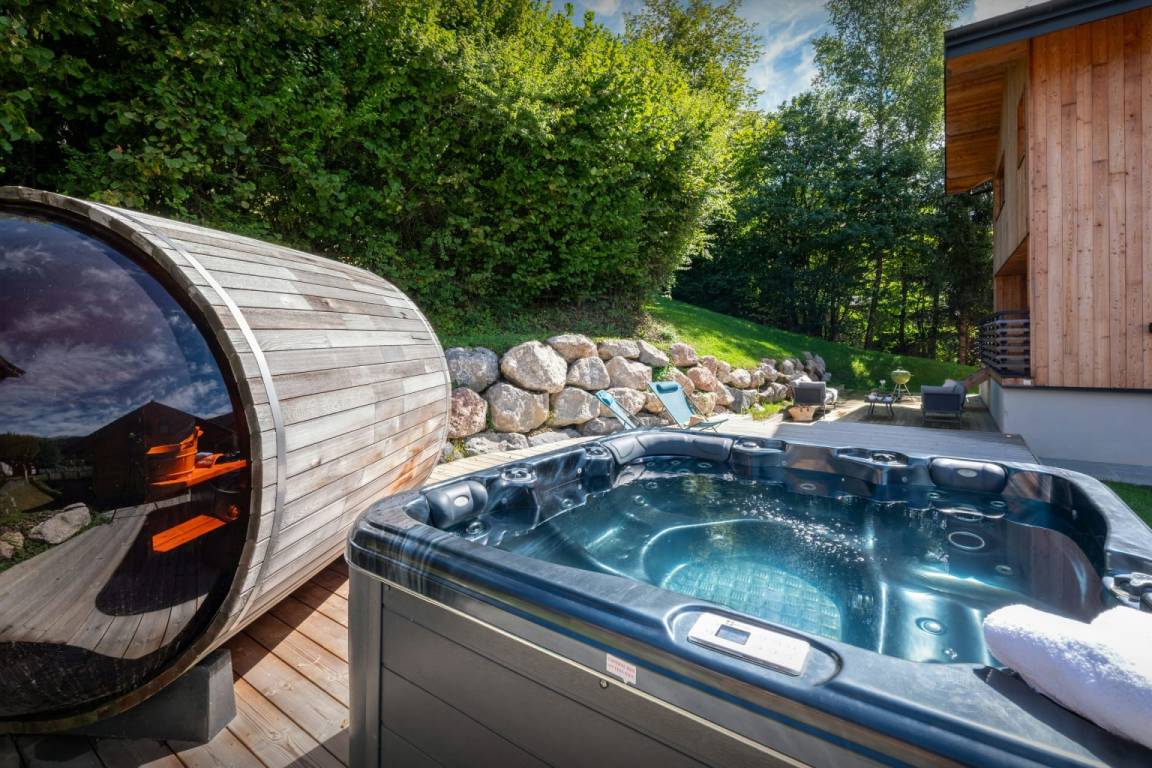 260 M² Chalet ∙ 6 Slaapkamers ∙ 14 Gasten - Verchaix