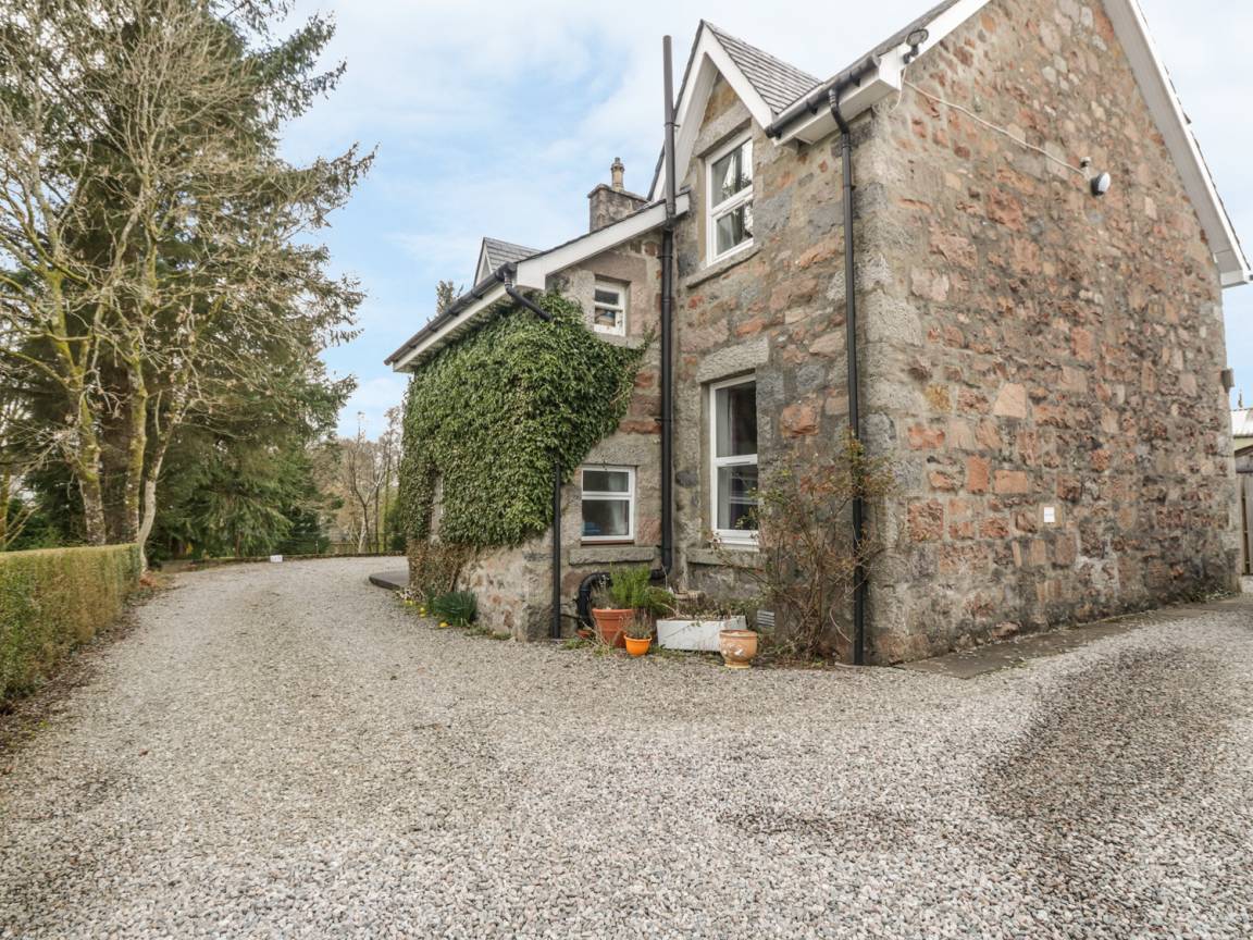 Cottage ∙ 2 Bedrooms ∙ 4 Guests - Loch Awe