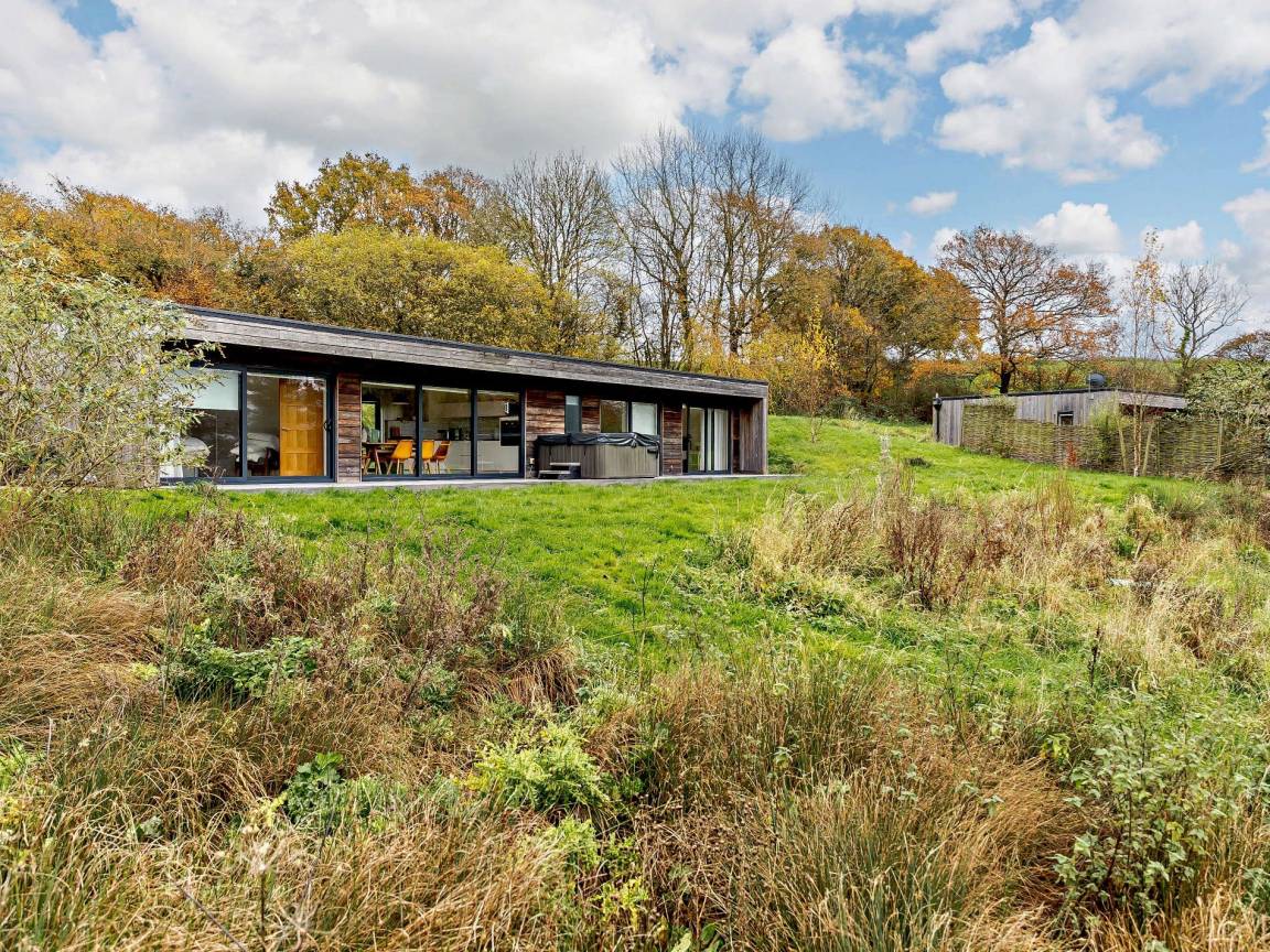 Cottage ∙ 3 Bedrooms ∙ 6 Guests - Bickleigh Castle