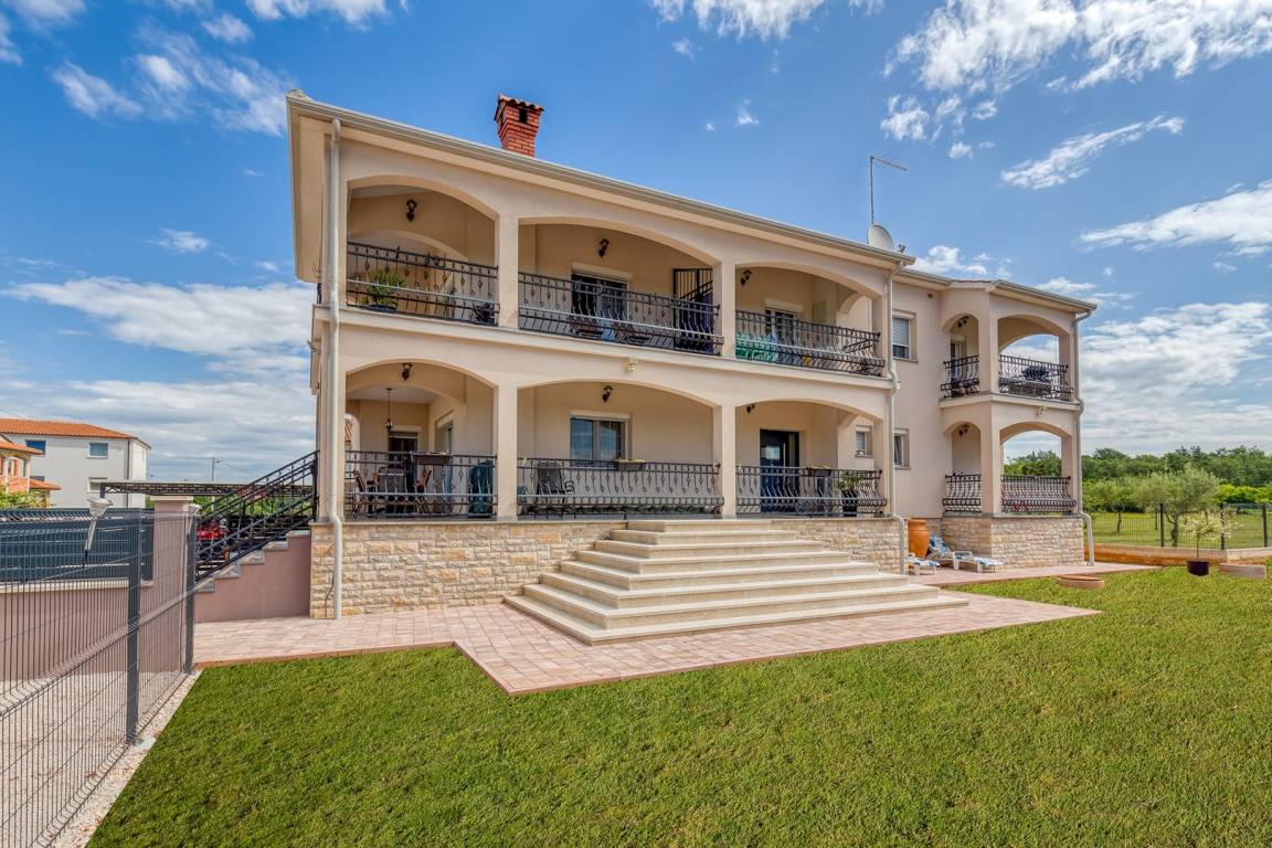 150 M² Appartement ∙ 3 Chambres ∙ 6 Personnes - Poreč