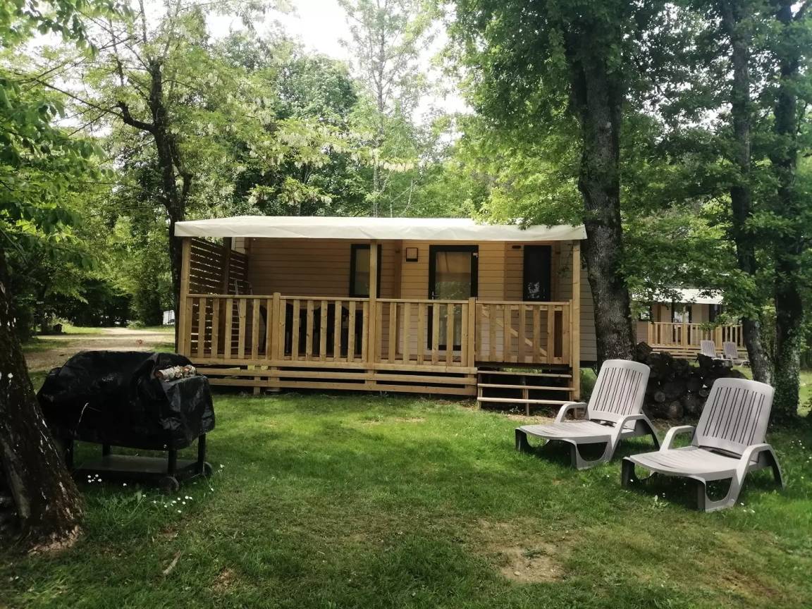 27 M² Mobil-home ∙ 1 Chambre ∙ 5 Personnes - Les Eyzies-de-Tayac-Sireuil