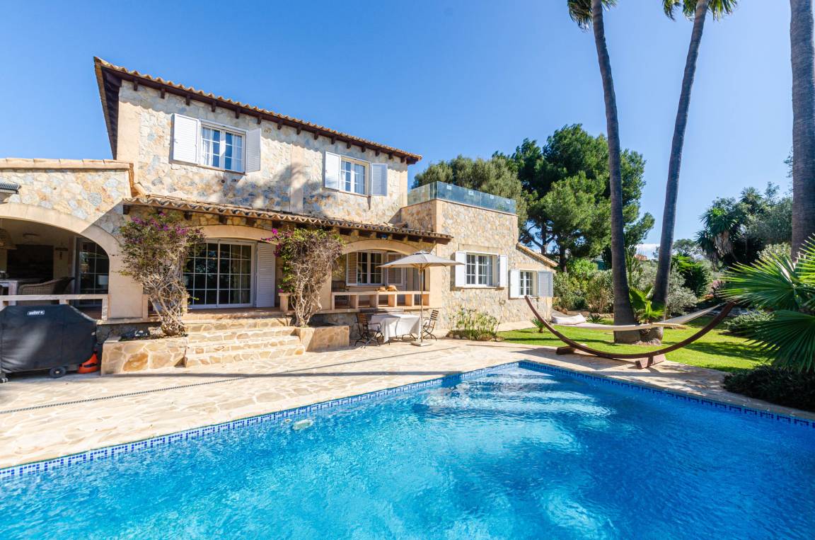 408 M² Villa ∙ 4 Schlafzimmer ∙ 8 Gäste - Playa de Palma