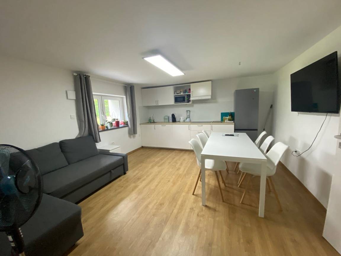 55 M² Apartment ∙ 2 Bedrooms ∙ 4 Guests - Ljubljana