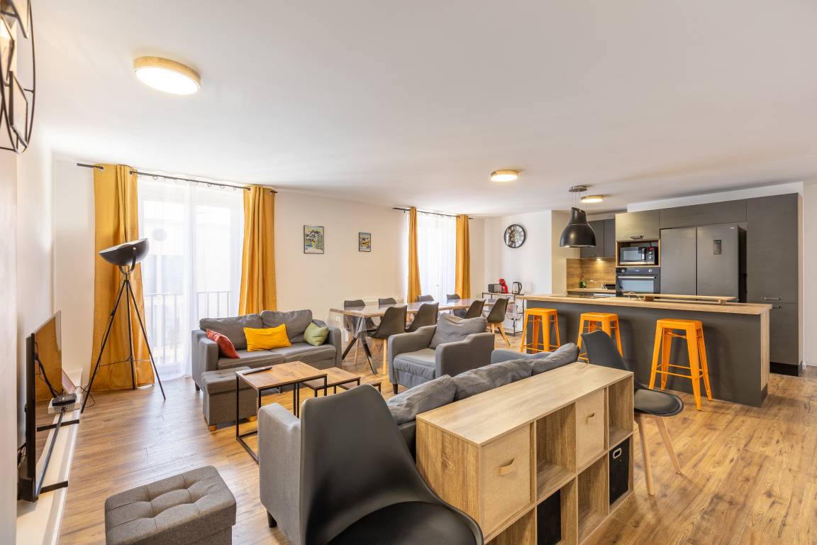 125 M² Apartamento ∙ 3 Habitaciones ∙ 8 Huéspedes - Err