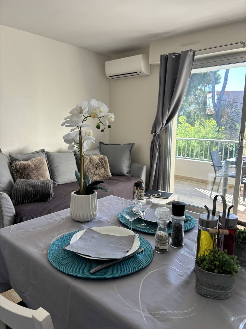 23 M² Appartement ∙ 4 Personnes - Sanary-sur-Mer