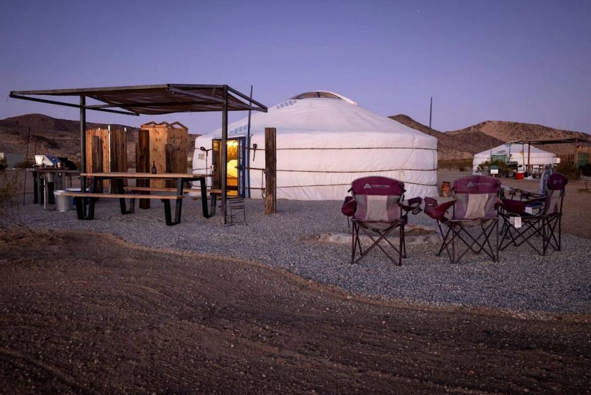 Camping-unterkunft ∙ 1 Schlafzimmer ∙ 8 Gäste - Twentynine Palms, CA