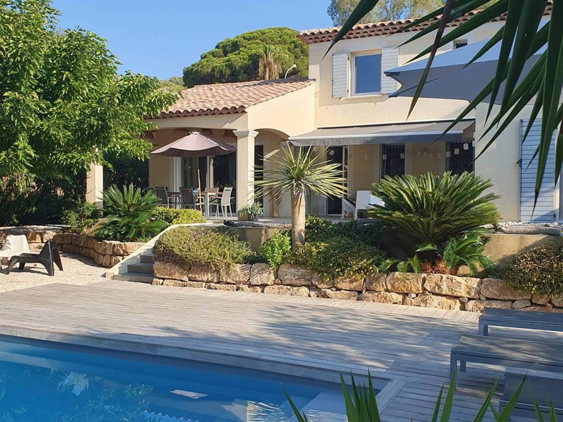 152 M² Villa ∙ 4 Bedrooms ∙ 8 Guests - Sainte-Maxime