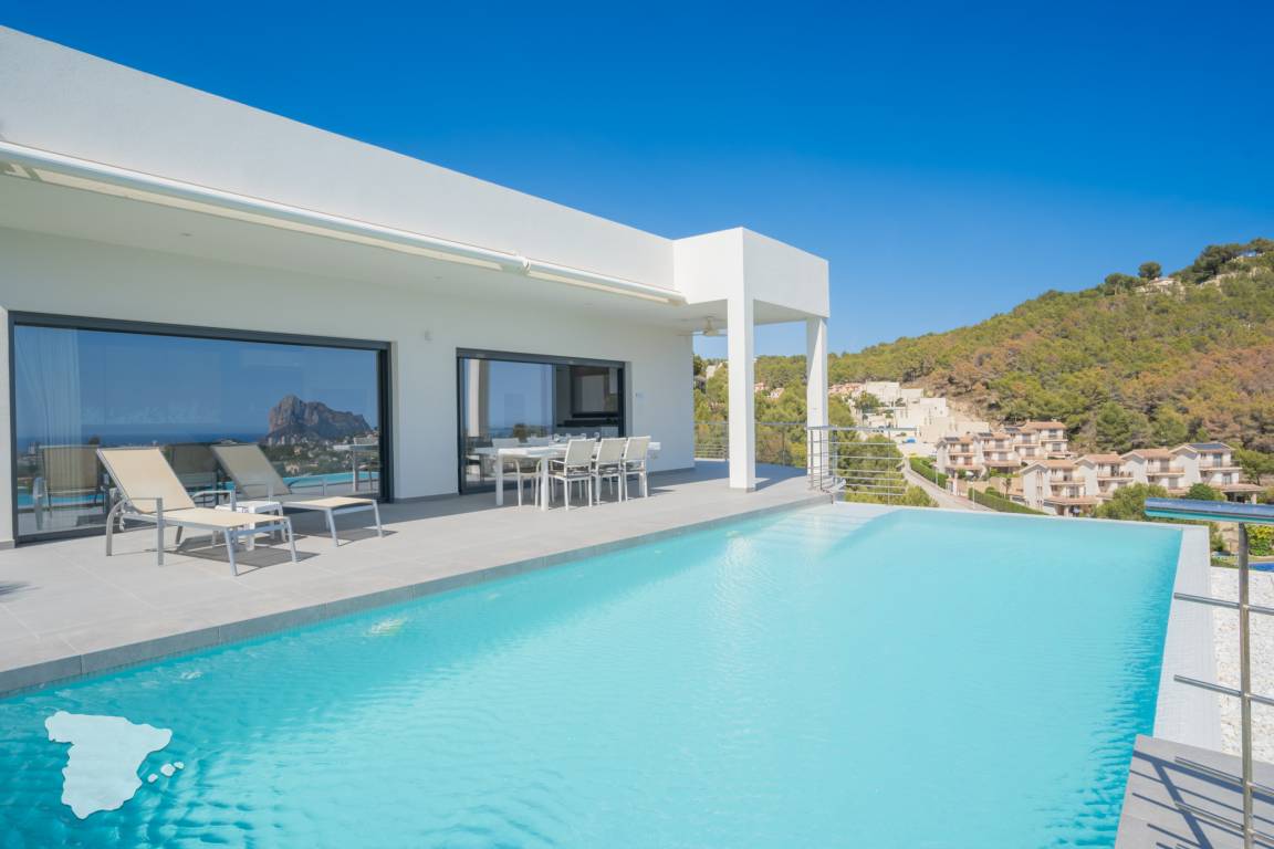 313 M² Villa ∙ 5 Bedrooms ∙ 10 Guests - Calp