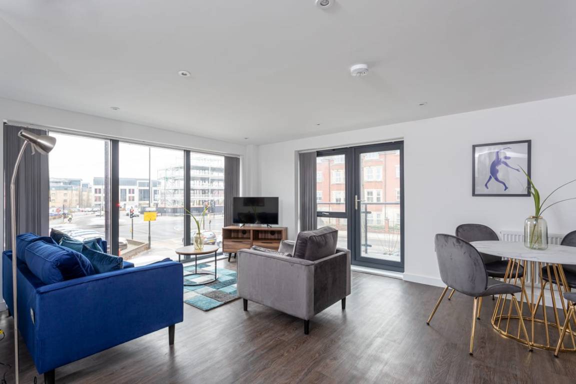 74 M² Apartment ∙ 2 Bedrooms ∙ 4 Guests - York