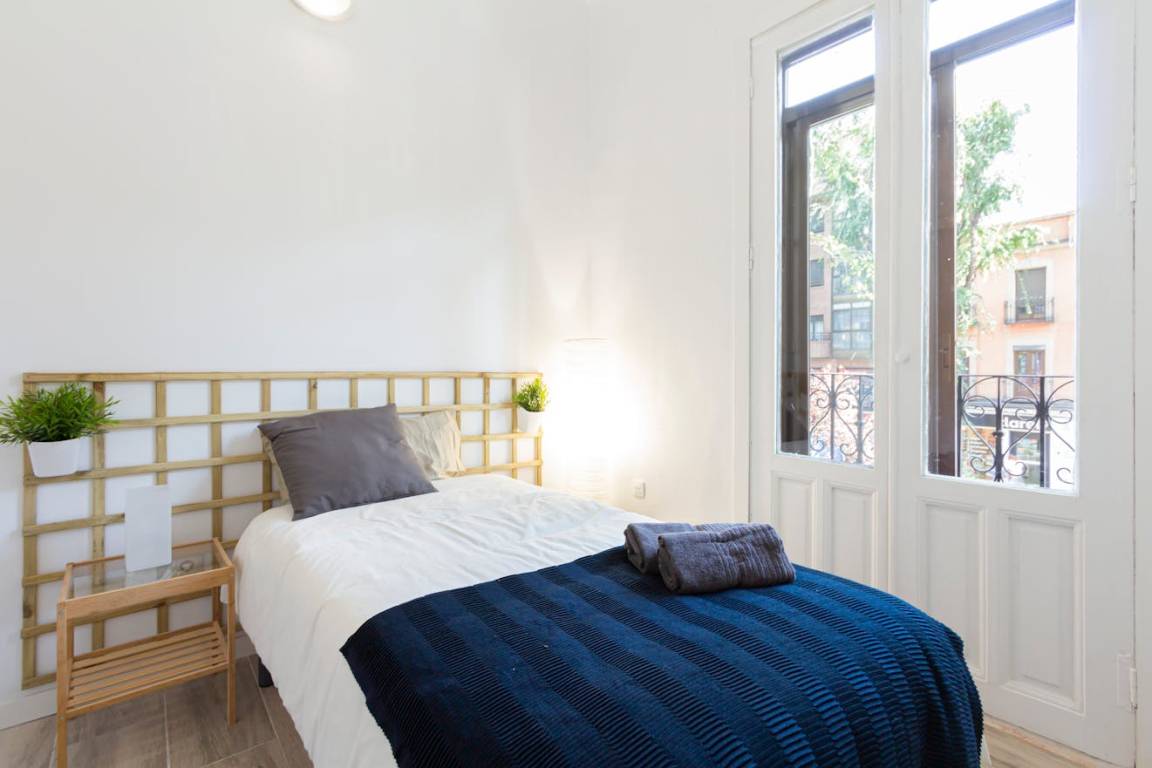 100 M² Private Room ∙ 1 Bedroom ∙ 1 Guest - Móstoles