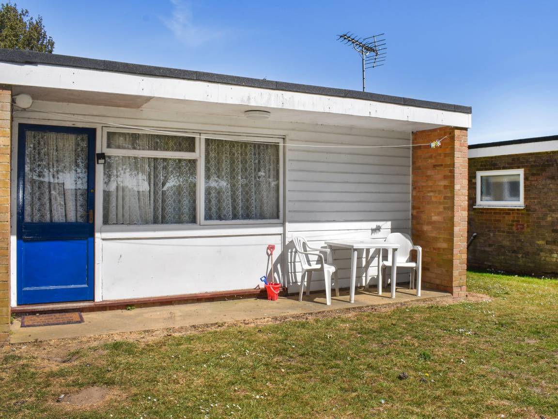 Apartment ∙ 2 Bedrooms ∙ 5 Guests - Winterton-on-Sea