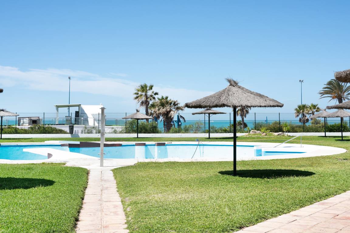 45 M² Apartamento ∙ 2 Habitaciones ∙ 5 Huéspedes - Chiclana de la Frontera
