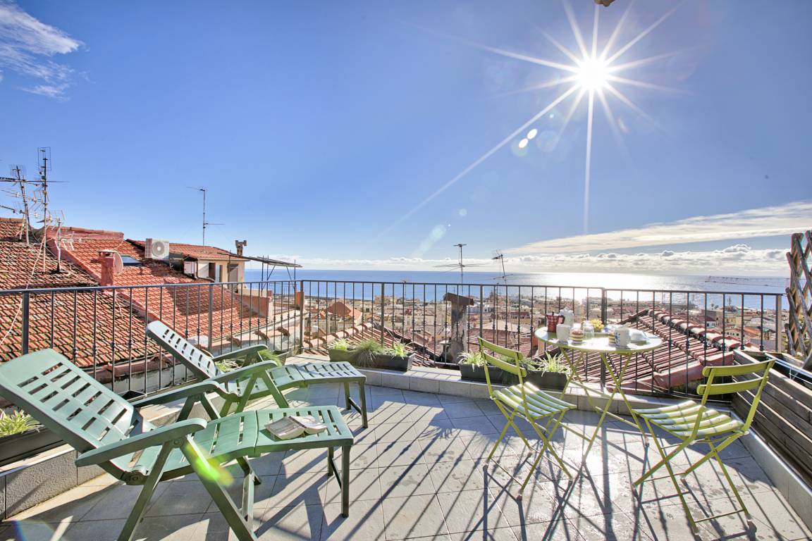 45 M² Appartamento Vacanza ∙ 1 Camera Da Letto ∙ 3 Ospiti - Sanremo