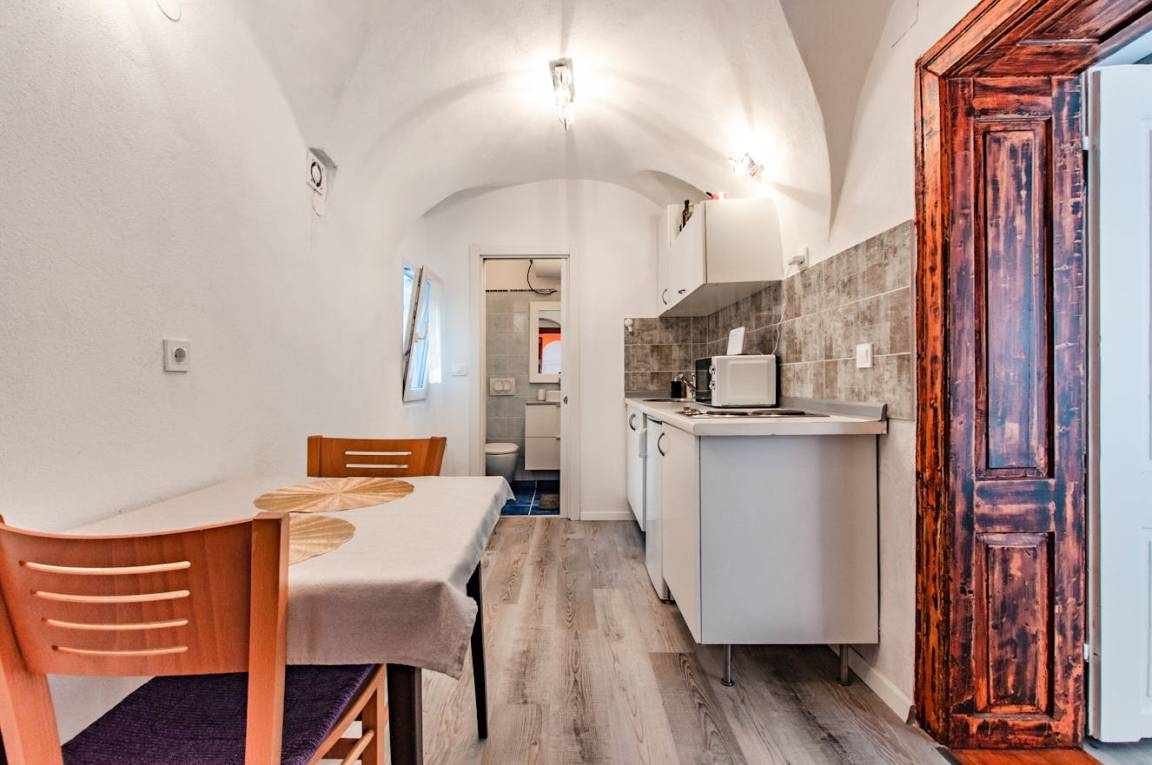 29 M² Apartment ∙ 1 Bedroom ∙ 2 Guests - Ljubljana