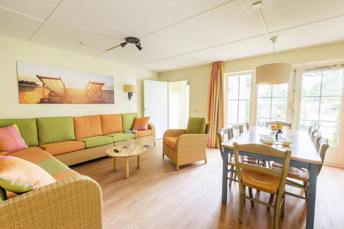 88 M² Caravan ∙ 4 Bedrooms ∙ 8 Guests - Brouwershaven