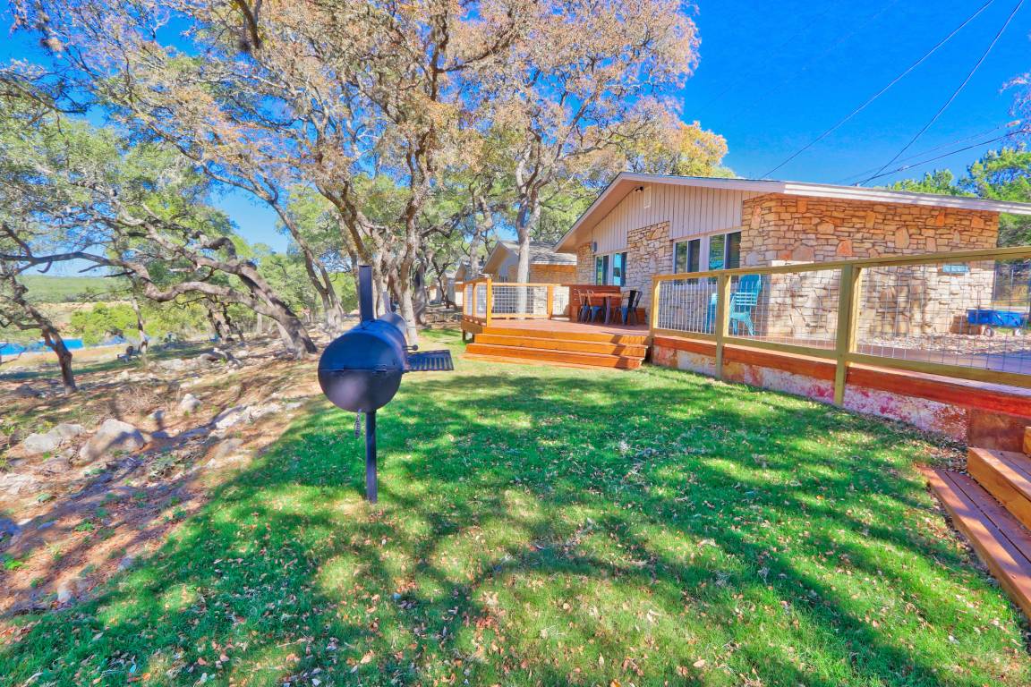Cottage ∙ 1 Bedroom ∙ 4 Guests - Canyon Lake, TX