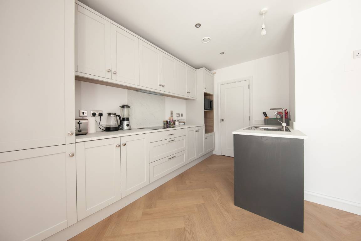 House ∙ 2 Bedrooms ∙ 4 Guests - Ashbourne