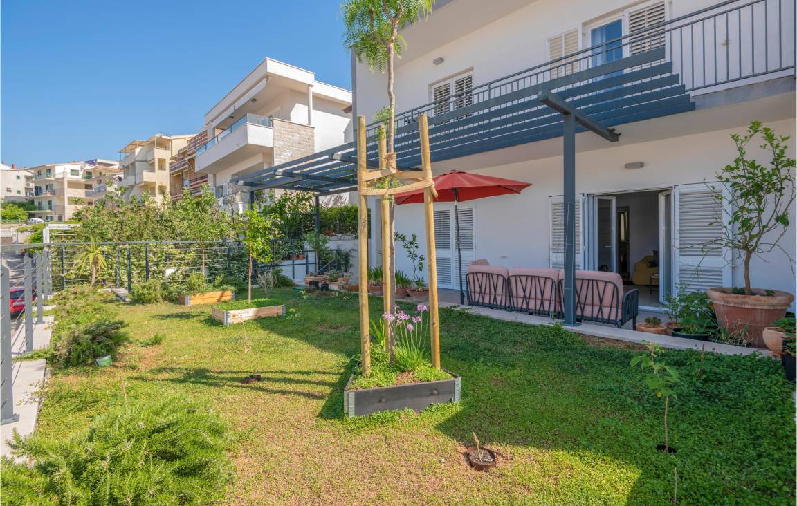 65 M² Appartement ∙ 2 Chambres ∙ 4 Personnes - Makarska